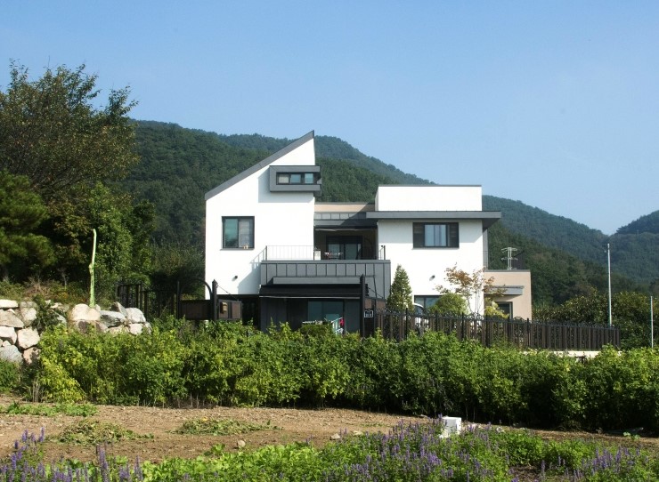 창원시 마산합포구 덕동동 전원주택 공사완료 울산 양산 김해 부산 기장 창원 대구 포항 밀양 경주 진주 혁신도시 택지지구 단독주택